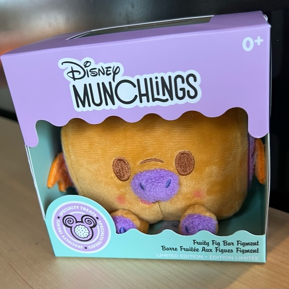 Disney | Other | Disney Parks 223 Epcot Festival Arts Figment ...